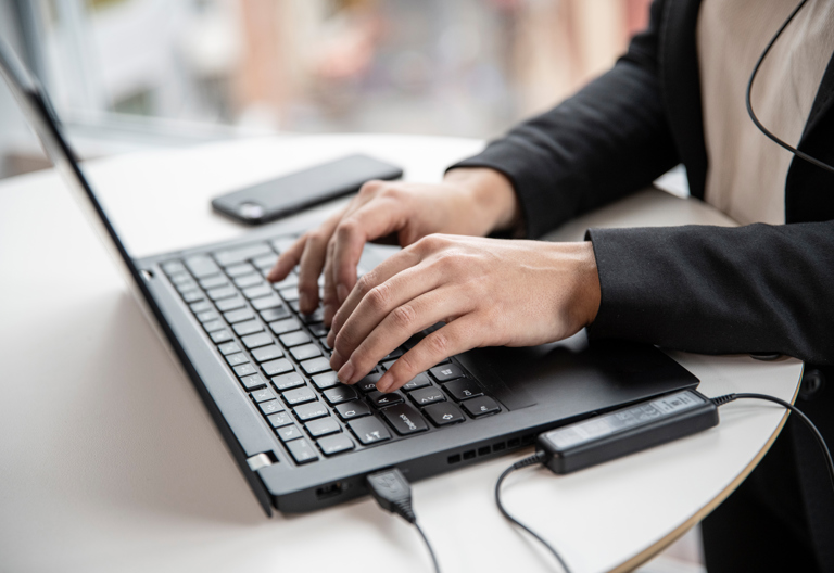 Contactez-nous | Intrum